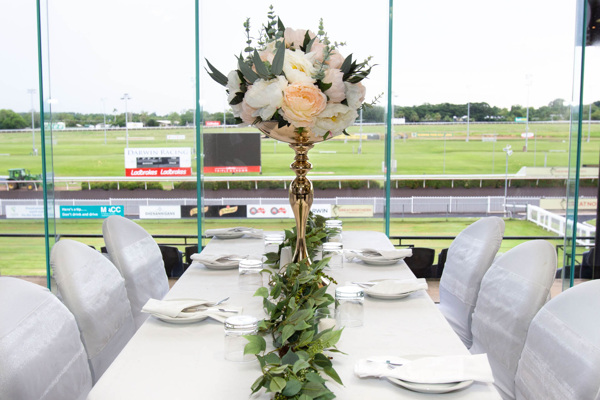 Ted Bailey Grandstand Ventilago » Darwin Turf Club » Events